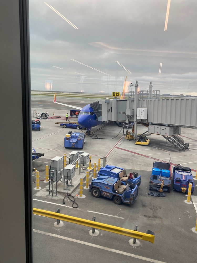 SOUTHWEST AIRLINES - Updated January 2025 - 257 Photos & 543 Reviews ...