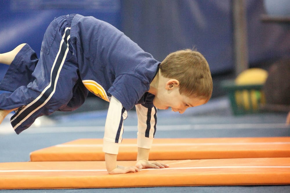 FLYING HIGH SPORTS & REC CENTER - 30 Photos & 33 Reviews - 5400 East ...