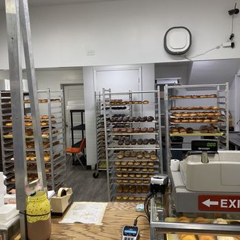 CAROL LEE DONUTS - Updated December 2025 - 90 Photos & 240 Reviews ...