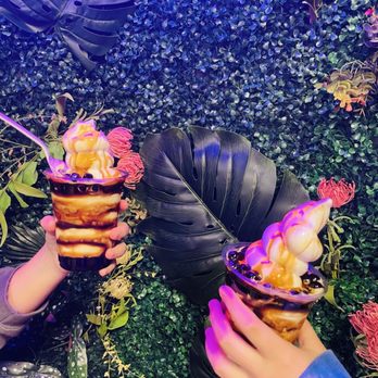 CHILL HAUS - Updated May 2024 - 575 Photos & 340 Reviews - 6446 N ...