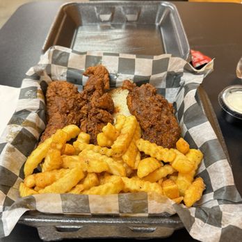 MACK’S HOT CHICKEN - Updated July 2025 - 59 Photos & 106 Reviews ...