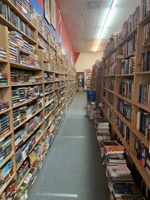 BEST USED BOOKS - Updated May 2024 - 37 Photos & 35 Reviews - 880 S Hwy ...