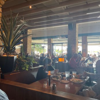 JETTY’S WATERFRONT RESTAURANT - Updated May 2024 - 267 Photos & 480 ...