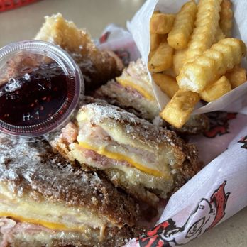 SPANKY’S - Updated October 2025 - 196 Photos & 352 Reviews - 811 ...