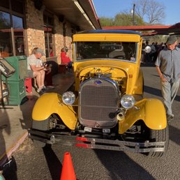 TOP NOTCH - Updated July 2025 - 595 Photos & 899 Reviews - 7525 Burnet ...