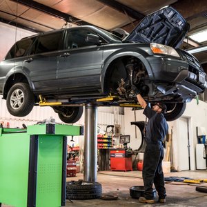 DAVE’S AUTO CENTER - 12 Photos & 63 Reviews - 335 S Frontage Rd ...