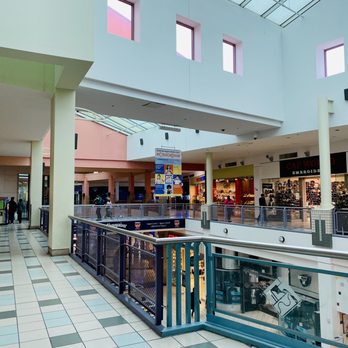 MORENO VALLEY MALL - Updated May 2025 - 208 Photos & 167 Reviews ...