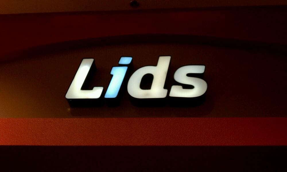 LIDS - Updated July 2025 - 11401 NW 12th St, Miami, Florida - Sports ...