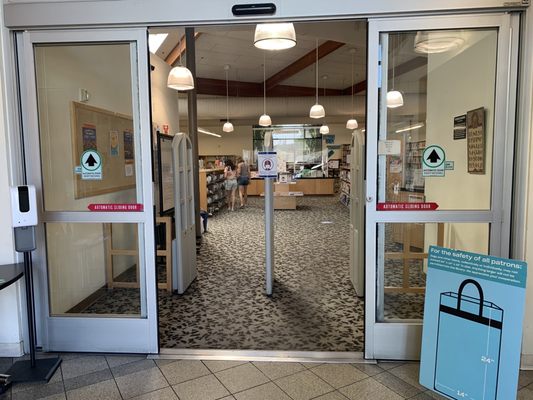 ENCINO-TARZANA BRANCH LIBRARY - Updated July 2025 - 35 Photos & 70 ...