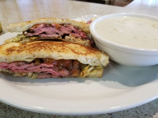 VINCE’S CAFE - 81 Photos & 144 Reviews - 46700 Fremont Blvd, Fremont ...