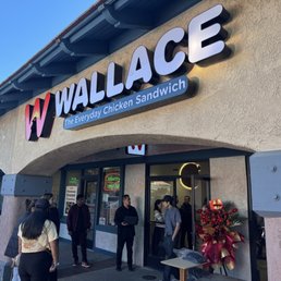 WALLACE CHICKEN - Updated August 2025 - 485 Photos & 210 Reviews ...