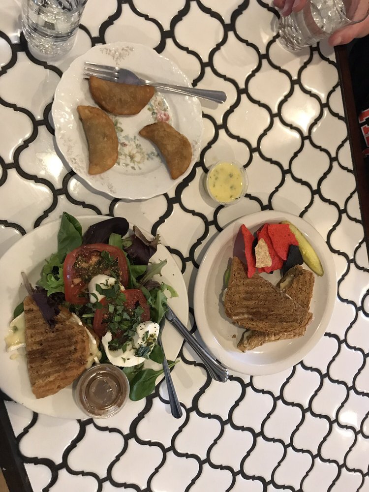 GLOBE MARKET - 129 Photos & 145 Reviews - Sandwiches - 762 Elmwood Ave ...