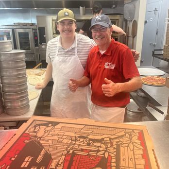 LIL’ CUCCI’S PIZZERIA - Updated December 2025 - 75 Photos & 30 Reviews ...