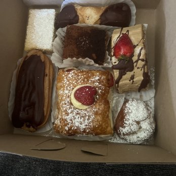 CHOCO BAKERY & CAFE - Updated September 2024 - 283 Photos & 132 Reviews ...