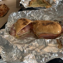 MINELLI’S PIZZA - Updated September 2025 - 72 Photos & 100 Reviews ...