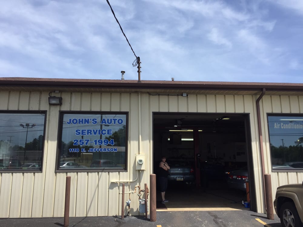 JOHN’S AUTO SERVICE - Updated September 2025 - 1118 E Jefferson Blvd ...