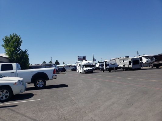 BLUE DOG RV - REDMOND - Updated October 2025 - 62 Reviews - 2910 S Hwy ...