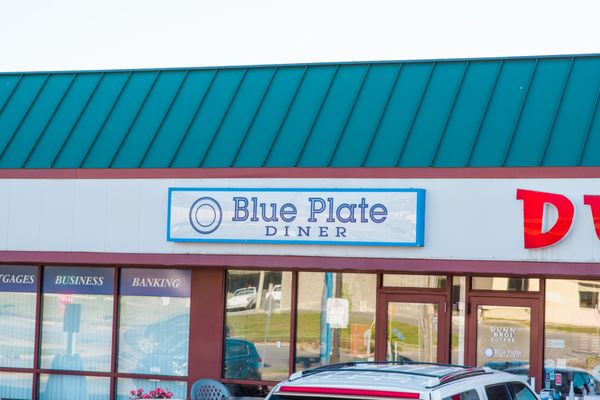 BLUE PLATE DINER - Updated April 2024 - 31 Photos & 34 Reviews - 120 ...