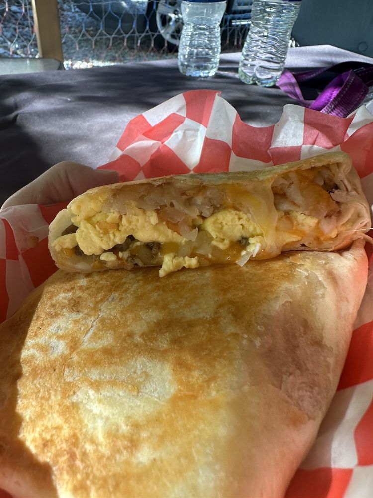 JUNE BUGG’S GRUB - Updated December 2025 - 380 S Lafayette St, Bowling ...