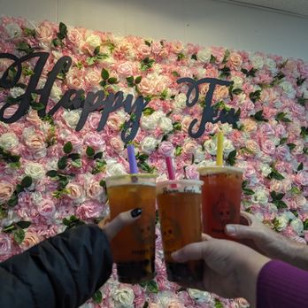 HAPPY TEA - Updated October 2025 - 10 Photos - 458 Springridge Rd ...