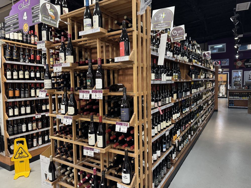 COLONIAL WINES & SPIRITS - Updated December 2025 - 33 Photos & 46 ...