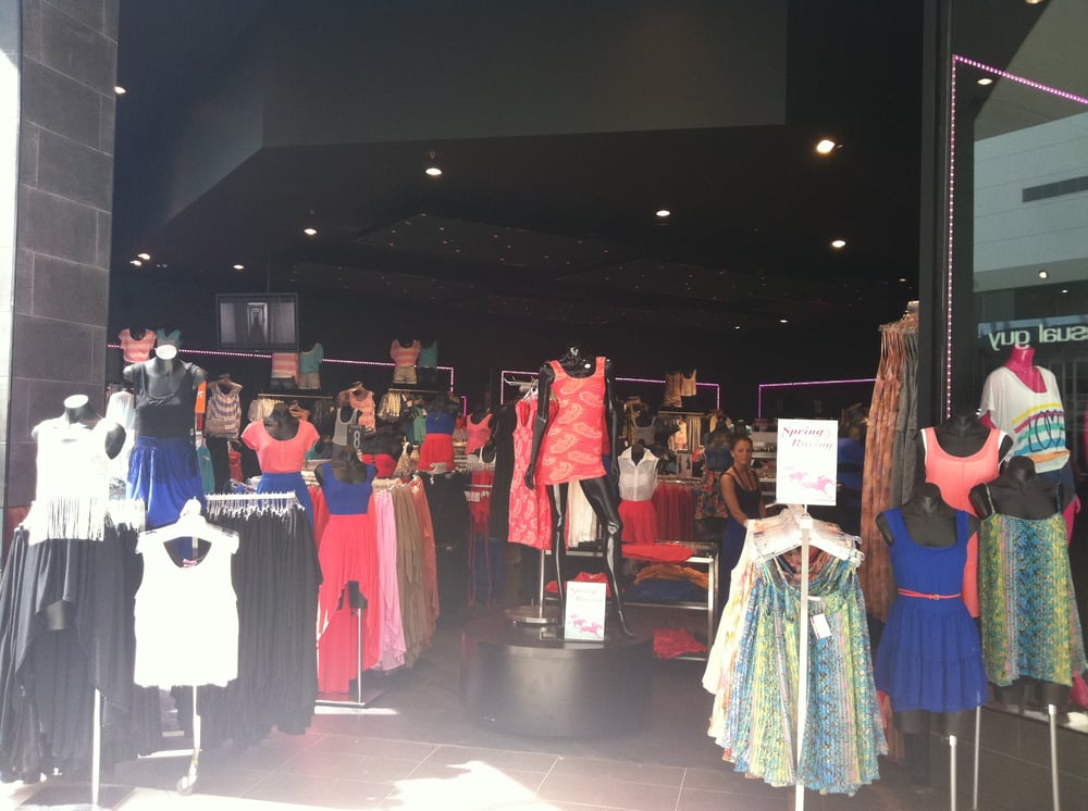 SUPRE FRANKSTON - Updated December 2024 - 28 Beach Street, Frankston ...