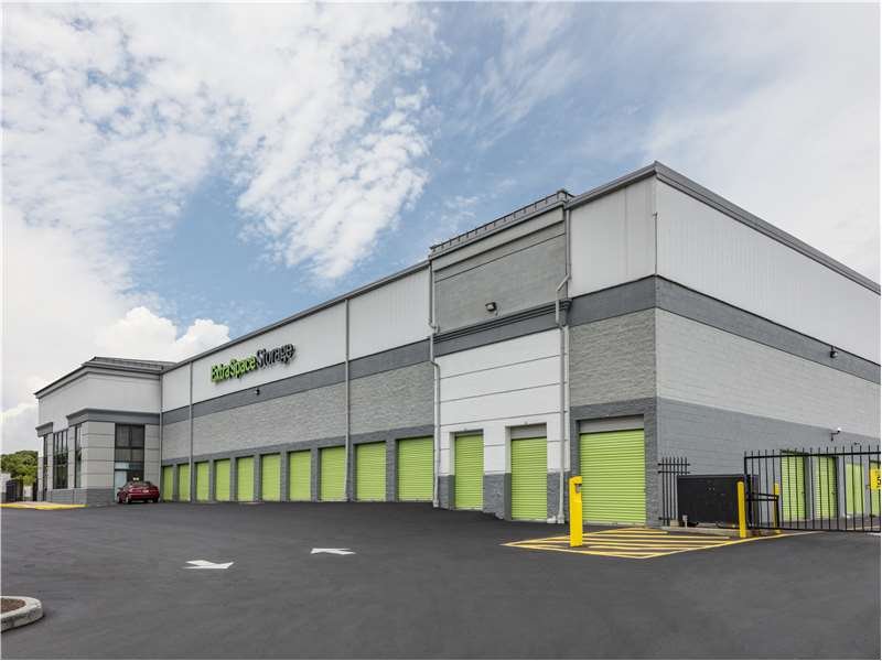 EXTRA SPACE STORAGE - Updated November 2025 - 17 Photos & 10 Reviews ...