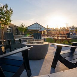 TOPGOLF - Updated December 2025 - 127 Photos & 69 Reviews - 437 Topgolf ...