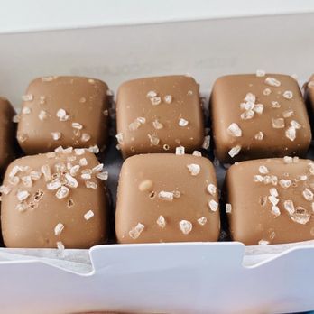 SUZIN L CHOCOLATIER - Updated December 2025 - 19 Photos & 23 Reviews ...