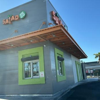 SALAD AND GO - Updated November 2024 - 61 Photos & 110 Reviews - 2323 S ...