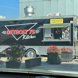 DETROIT 75 KITCHEN - 343 Photos & 253 Reviews - Detroit, Michigan ...
