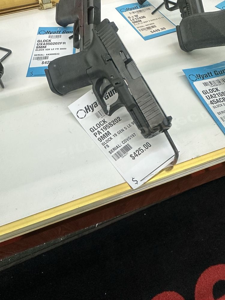 HYATT COINS - Updated July 2025 - 33 Photos & 129 Reviews - 3332 ...