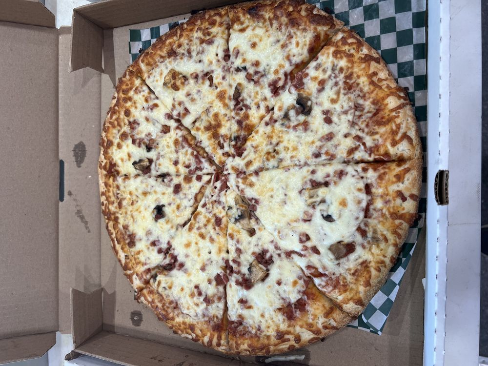 REAL CANADIAN PIZZA & DONAIR - Updated May 2026 - 702 Broadway Avenue ...