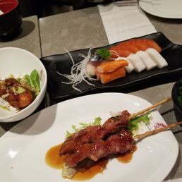 SPRING SUSHI - 455 Photos & 374 Reviews - 10 Dundas Street E, Toronto ...