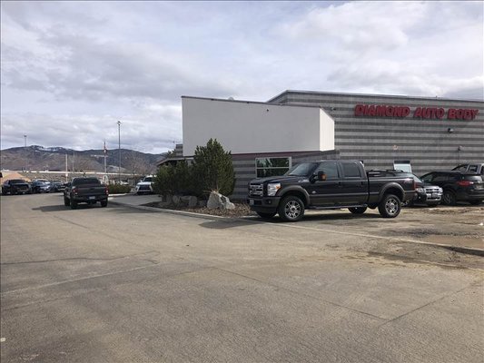 DIAMOND AUTO BODY - Updated September 2025 - 47 Photos & 117 Reviews ...