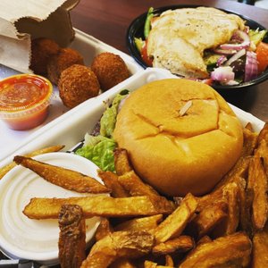 POUTINEVILLE - 578 Photos & 554 Reviews - Poutineries - 1365 Rue ...