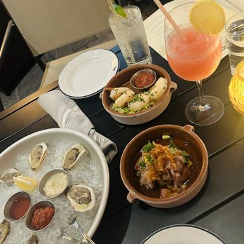 THE BLUE HEN - Updated June 2025 - 224 Photos & 151 Reviews - 33 ...