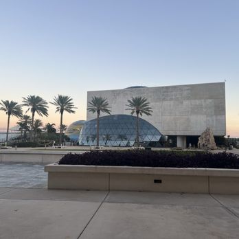 SONATA RESTAURANT AND LOUNGE - Updated October 2025 - 77 Photos & 28 ...