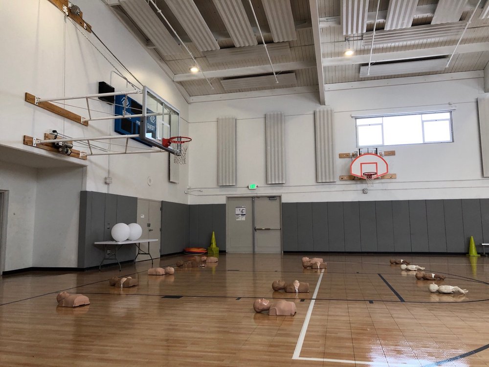 BOYS AND GIRLS CLUBS OF SAN LEANDRO - Updated December 2025 - 18 Photos ...