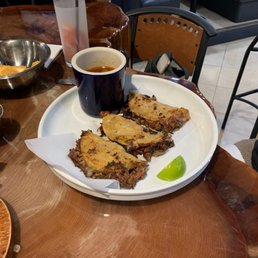 EL ARROYO - Updated December 2025 - 204 Photos & 277 Reviews - 126 S ...