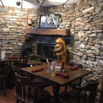 WEST READING TAVERN - Updated October 2025 - 57 Photos & 122 Reviews ...