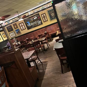 ERIN PUB - Updated March 2025 - 156 Photos & 234 Reviews - 36 W Winona ...