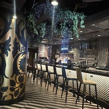 PUTTERY - Updated July 2024 - 87 Photos & 41 Reviews - 612 W 47th St ...