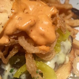 THE 3RD RAIL BAR AND GRILLE - Updated October 2025 - 165 Photos & 247 ...