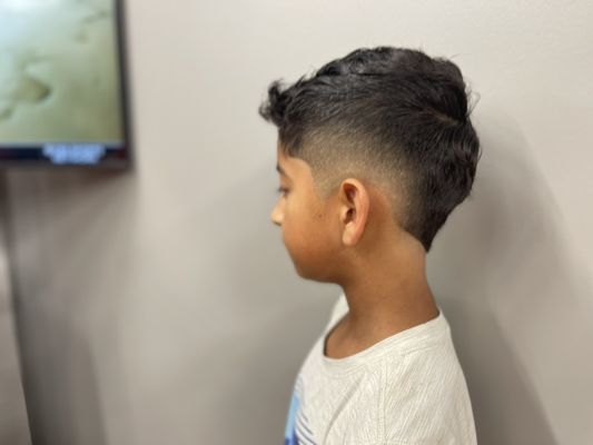 SPORT CLIPS HAIRCUTS OF GEORGETOWN - HWY 29 & RONALD REAGAN - Updated ...