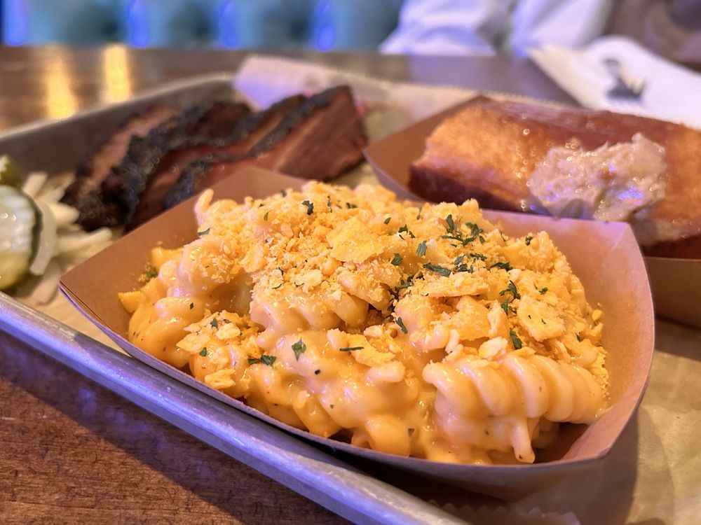 BEE’S BARBECUE - OTR - Updated October 2025 - 81 Photos & 72 Reviews ...