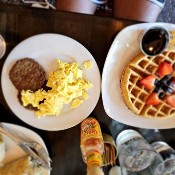 LIVE OAK CAFE - Updated May 2024 - 384 Photos & 338 Reviews - 2220 Bath ...