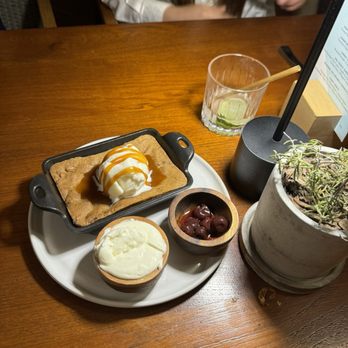 THE PONY ROOM - Updated November 2024 - 453 Photos & 321 Reviews - 5921 ...