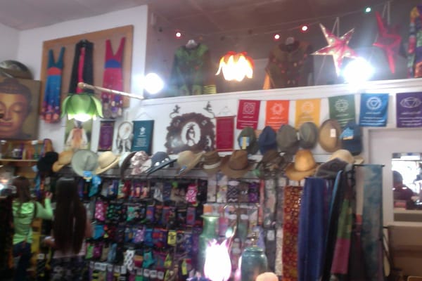 POSITIVELY FOURTH STREET - Updated January 2026 - 13 Photos & 65 ...