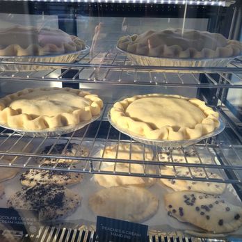 CRUST CLUB - Updated August 2025 - 138 Photos & 115 Reviews - 1413 W ...